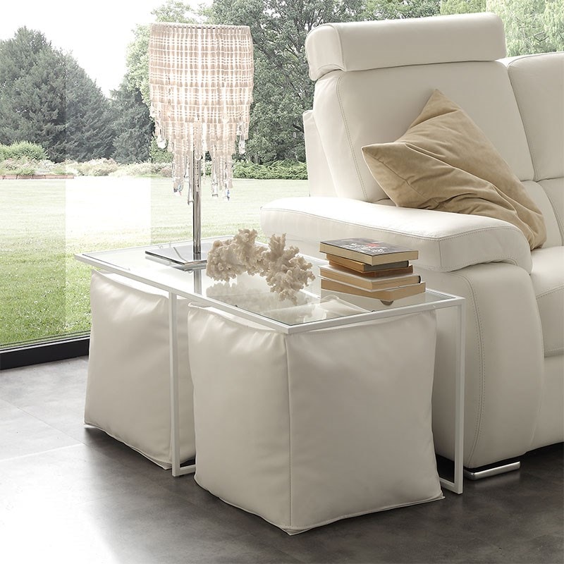 Table basse design en verre avec poufs MATHEO 2 NOUVOMEUBLE